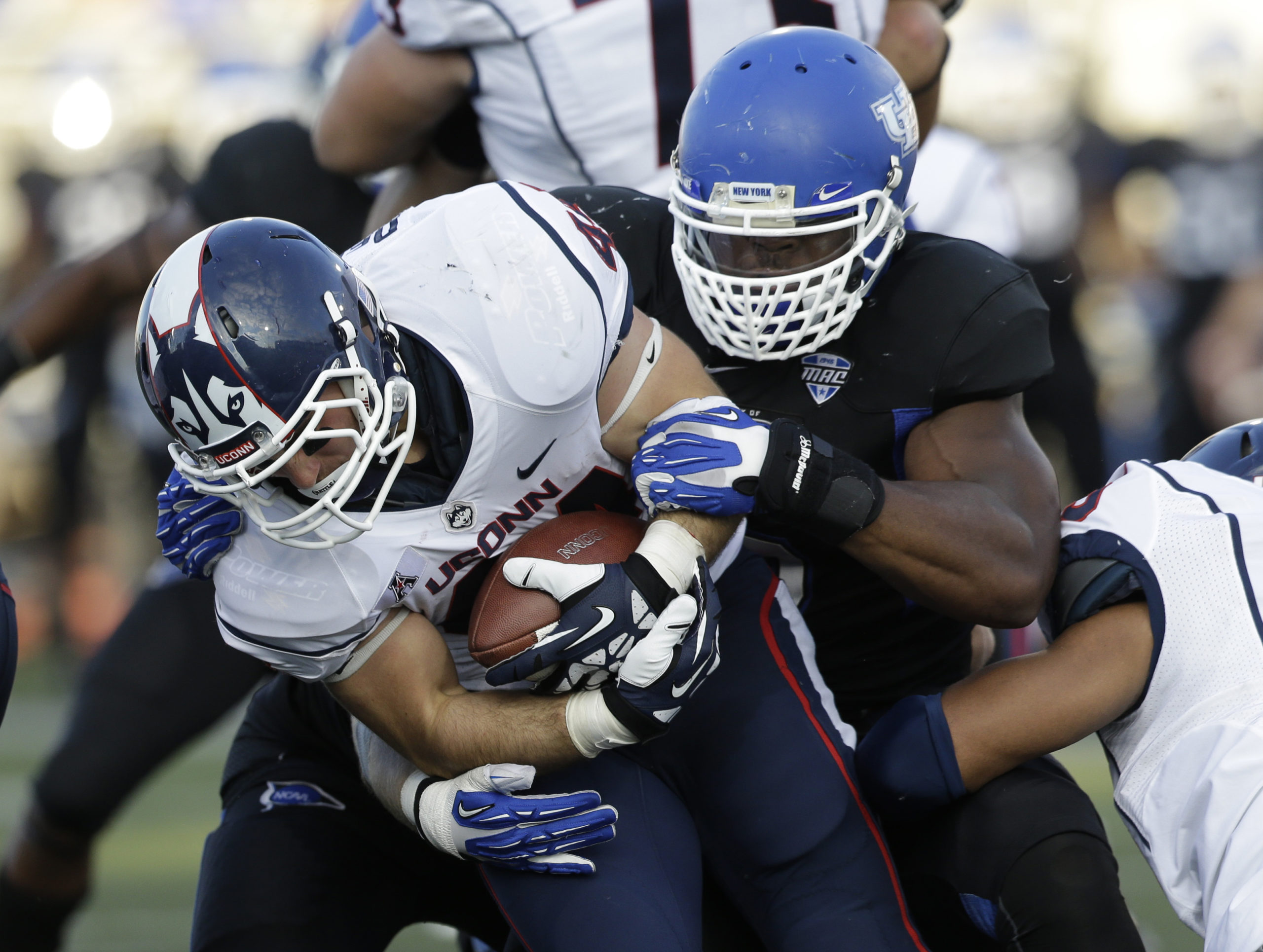 It's a Bird, It's a Plane, It's Khalil Mack (Video) - Bears Insider