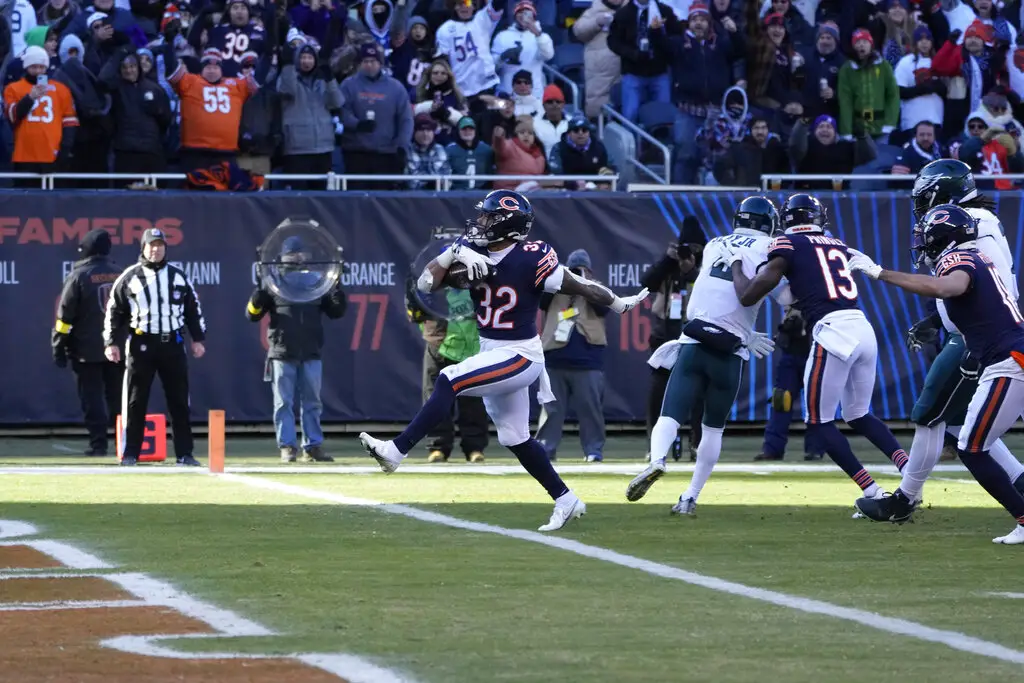 Watch: David Montgomery Gives Bears 6-3 Lead - Bears Insider