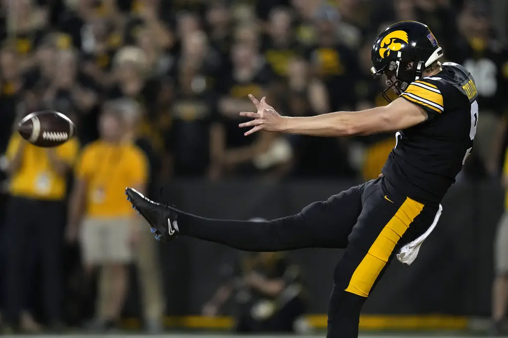 Bears Sign Rookie Punter Tory Taylor - Bears Insider Bears Sign Rookie Punter Tory Taylor - Bears Insider