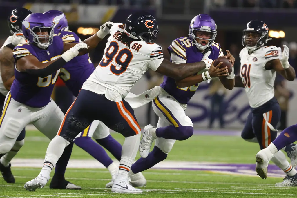 All Signs Point to Gervon Dexter Sr. Breakout - Bears Insider